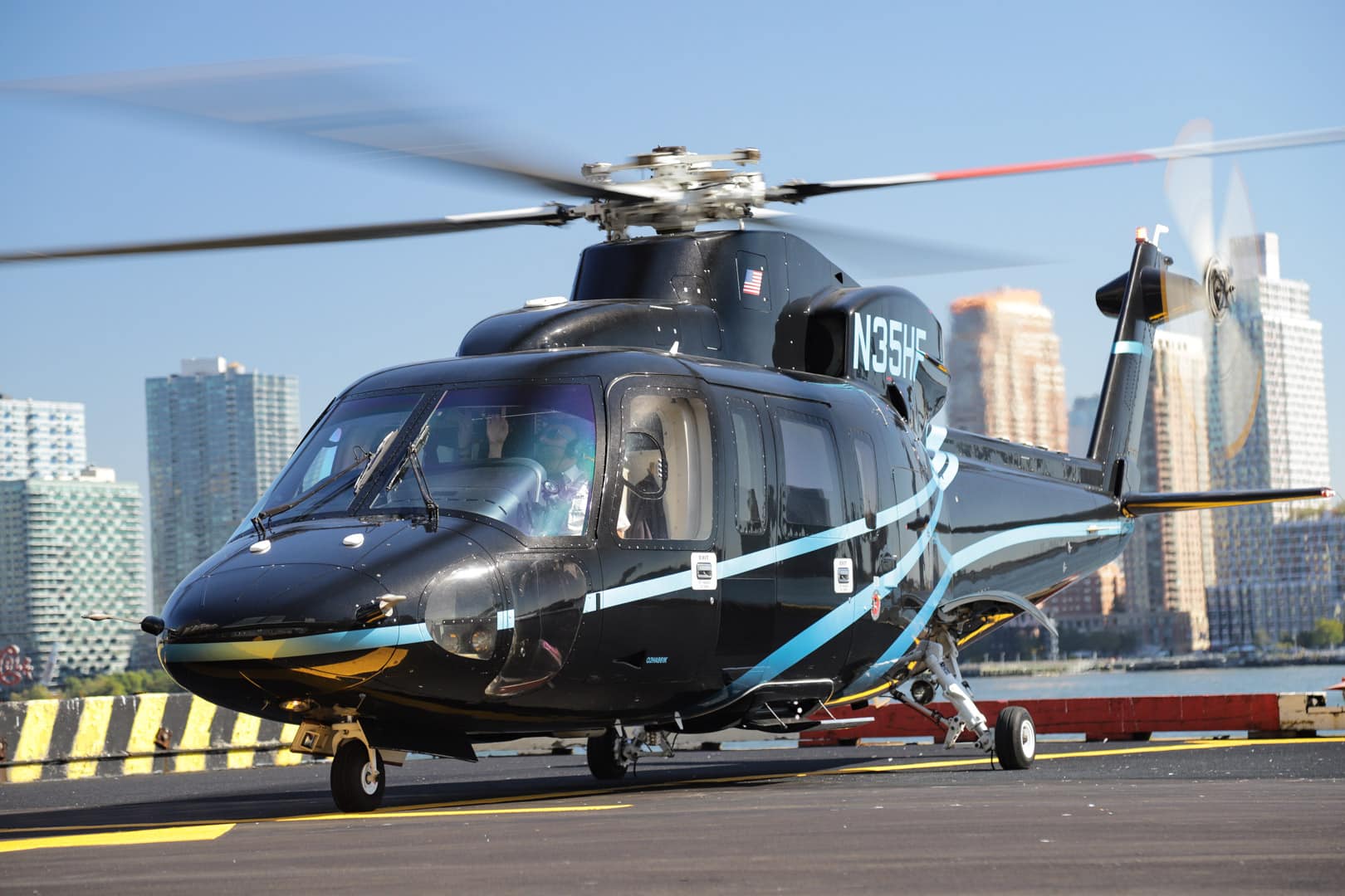 Private Helicopter Charter NYC, New York Helicopter Charters | HeliFlite