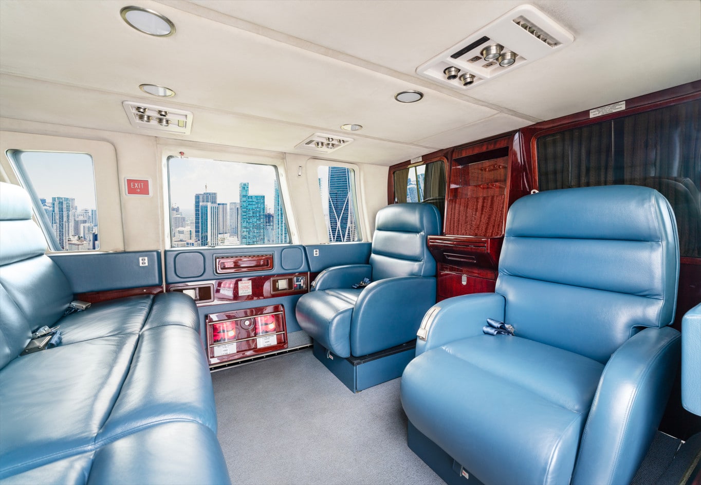 The Sikorsky S-76, New York Helicopter Charters | HeliFlite